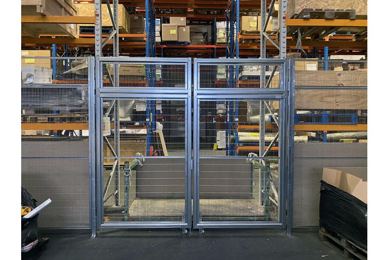 How to create and secure aisles using mesh doors and pallet racking ...