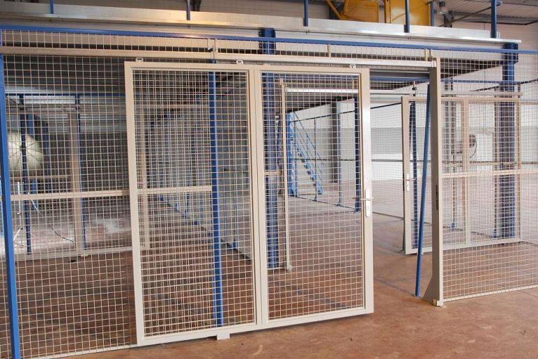 Mesh cage enclosures | MeshSTOR