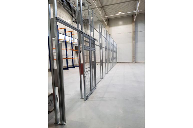 Sliding doors on pallet racking or partitioning | MeshSTOR